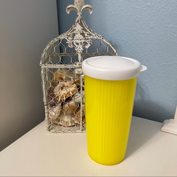 Tupperware | Dining | Tupperware Insulated Tumbler With Seal New Yellow ...